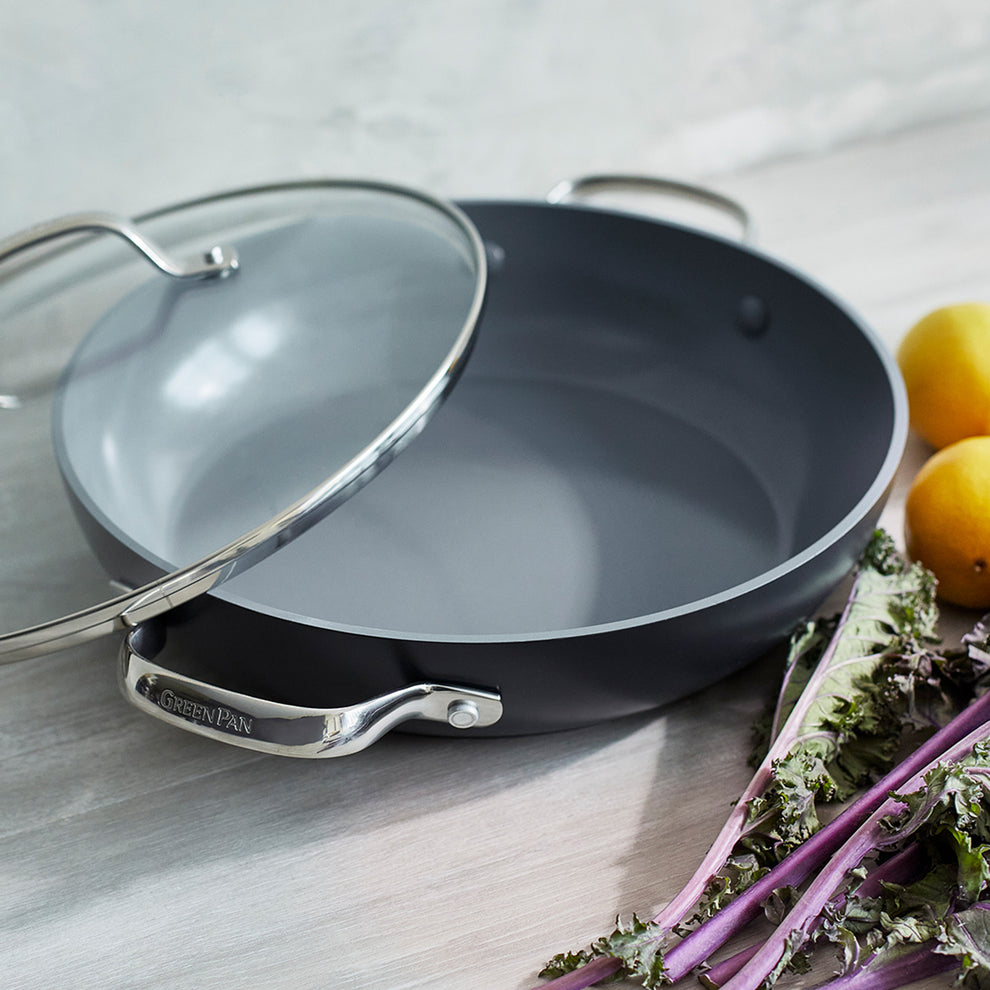 Valencia Pro Hapjespan 28cm met deksel – GreenPan NL